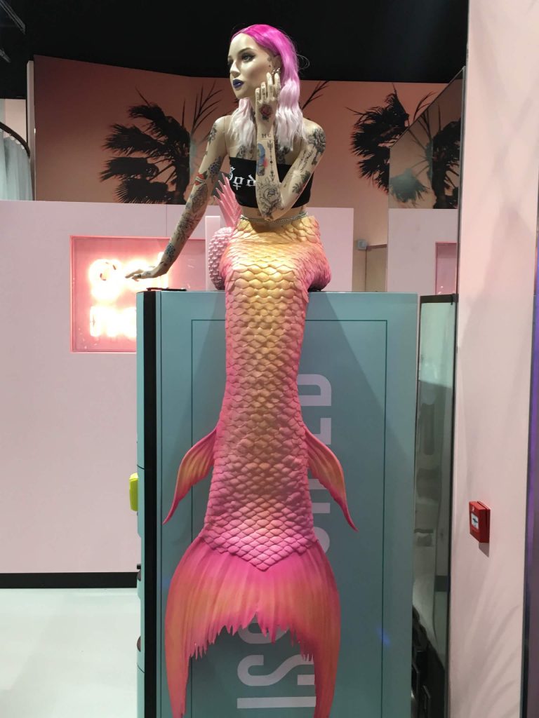 Missguided, Bluewater – Disco Ball Banana | Hello Flamingo